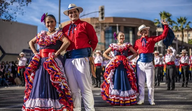 Banda musical de Costa Rica participará en el Desfile de las Rosas 2024 ...